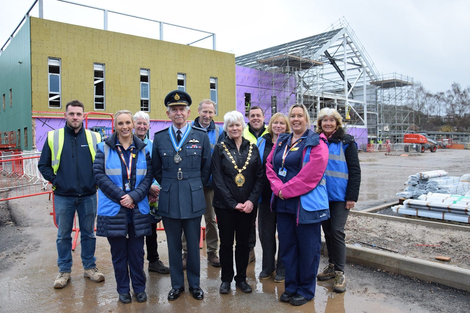 High Sheriff takes in progress on new Forest Hospital > Glos Health ...